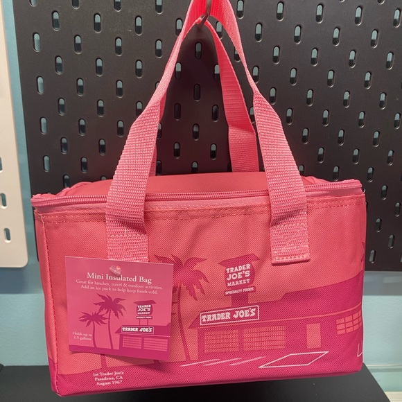 Trader Joe'S | Other | Trader Joes Pink Insulated Lunch Bag Limited ...
